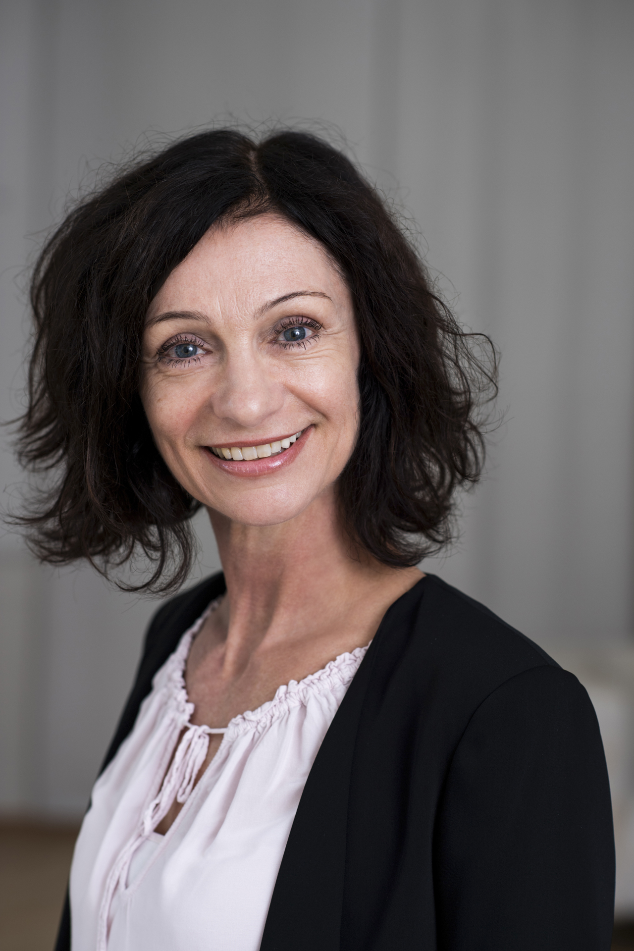 Claudia Herrmann | Institut für Schweizerische Reformationsgeschichte | UZH Claudia Herrmann | Institut für Schweizerische Reformationsgeschichte | UZH